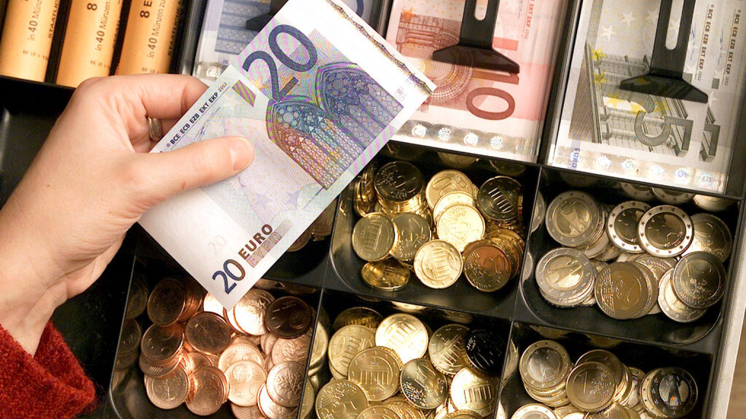 Ελλάδα: Ποιοι θα πάρουν τον χριστουγεννιάτικο «μποναμά» - Πόσα θα ...