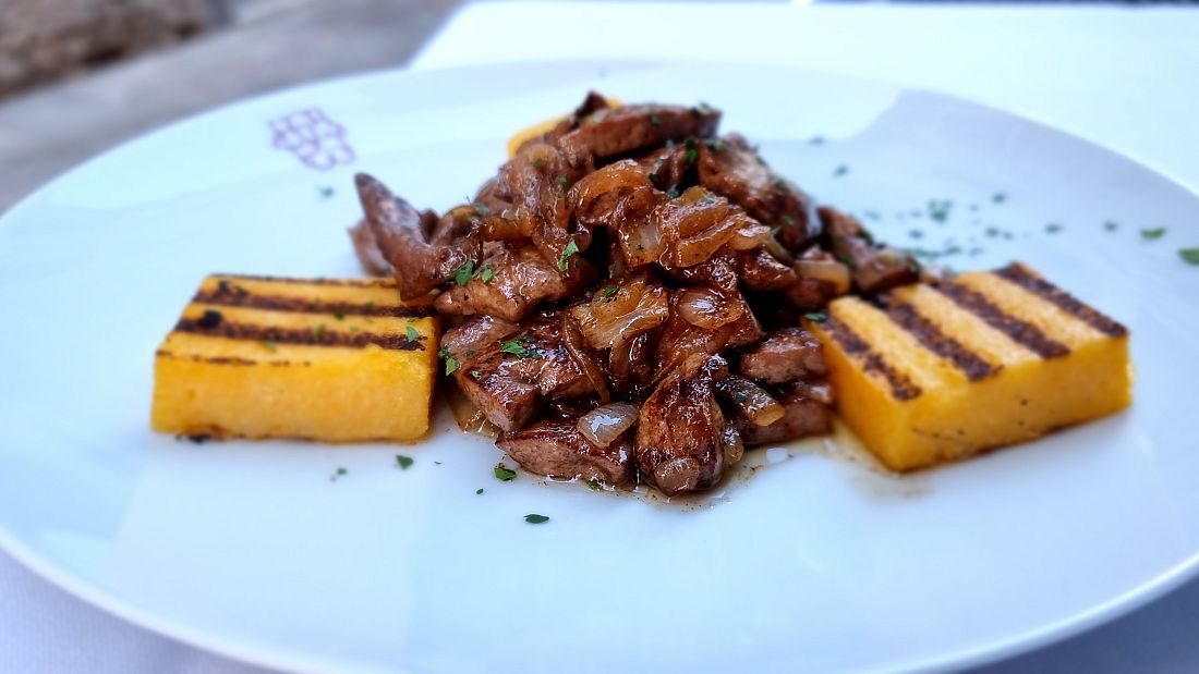 Trattoria Antiche Carampane's Venetian-style liver and onions recipe ...