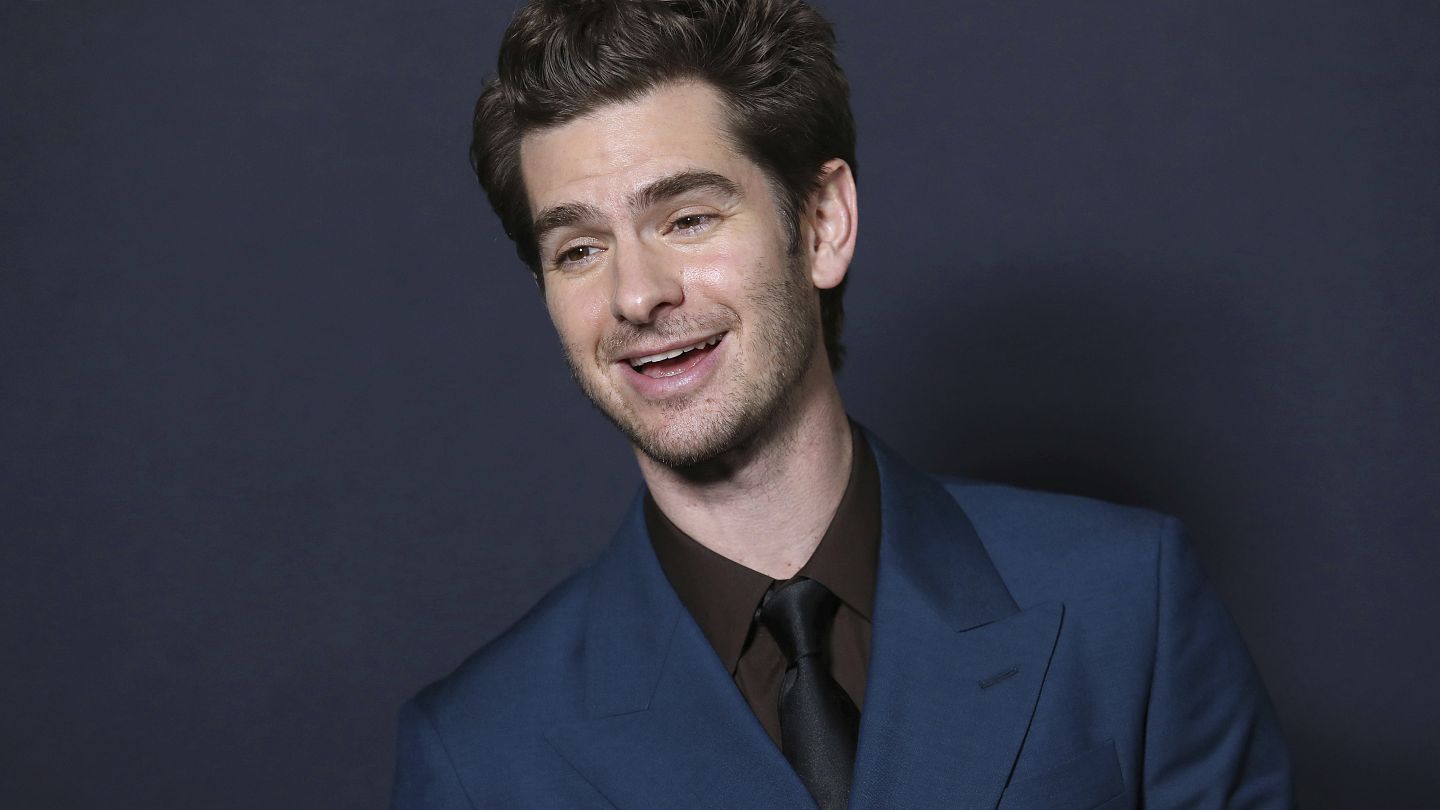 El Actor Andrew Garfield Visita Andrew Garfield Denies 'Spider Man 4'