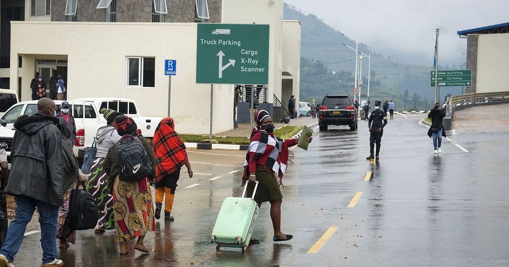 Uganda, Rwanda border reopens after three-year closure | Africanews