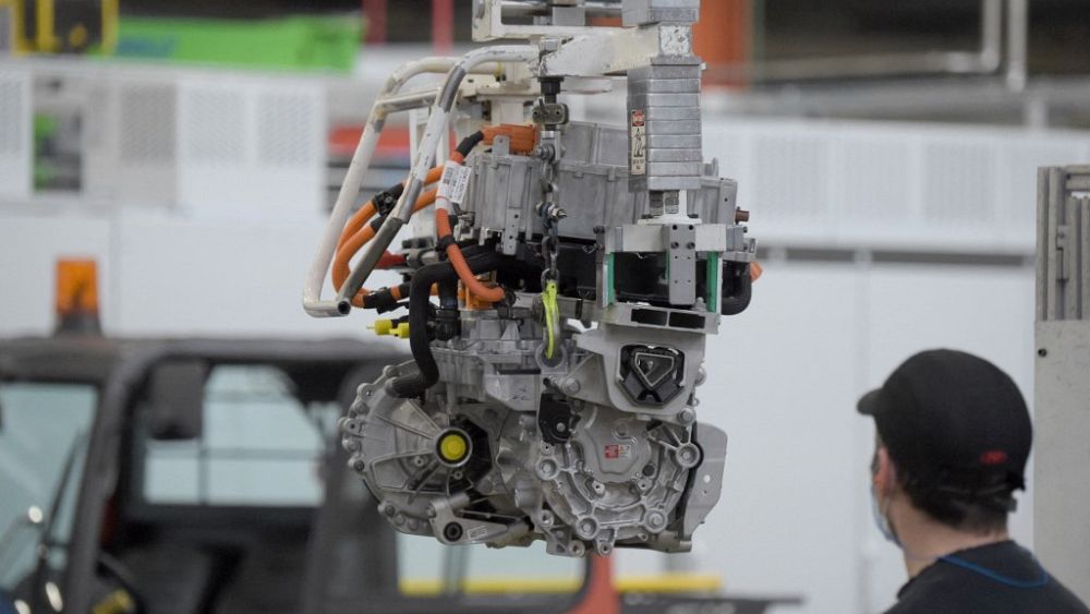 Du diesel à l'électrique, le géant des moteurs Stellantis entame sa mue ...