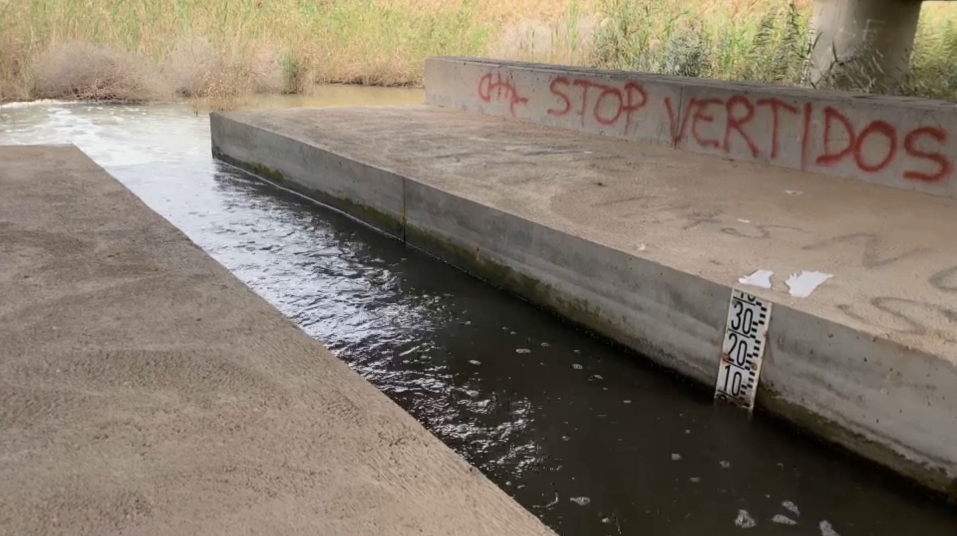 How nitrate water pollution is posing a threat to people and ecosystems ...