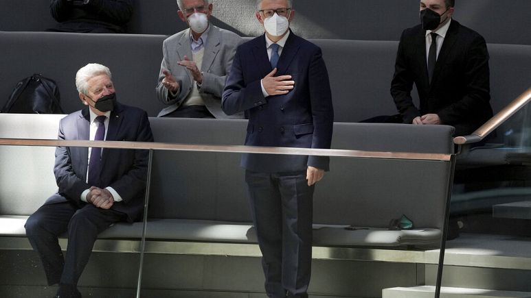 Merz gibt generelle Unterstützung für Ukraine-Kurs - Applaus für ...