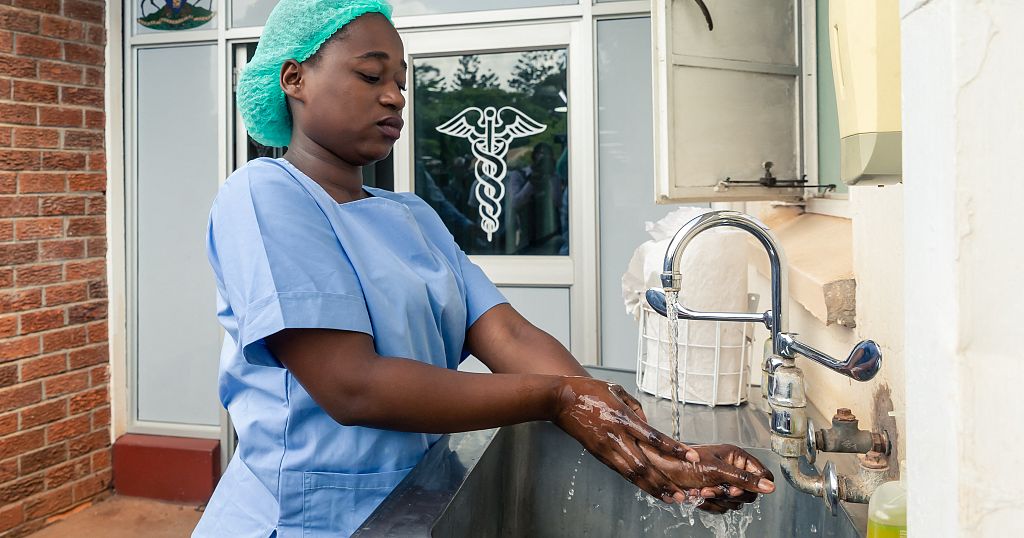 Zimbabwe clinics grapple as hundreds of nurses relocate to the UK ...