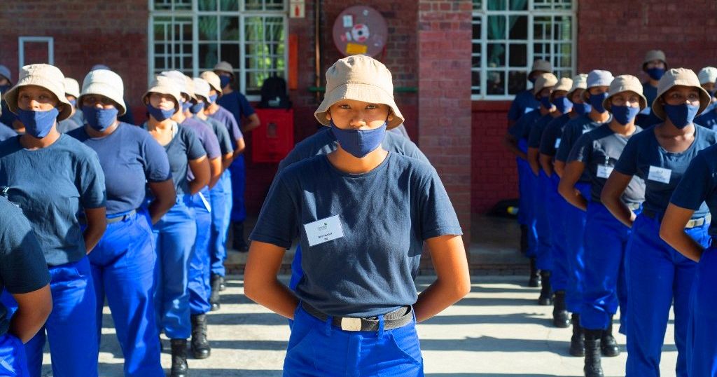 Women start attending Chrysalis Academy course in Cape Town | Africanews