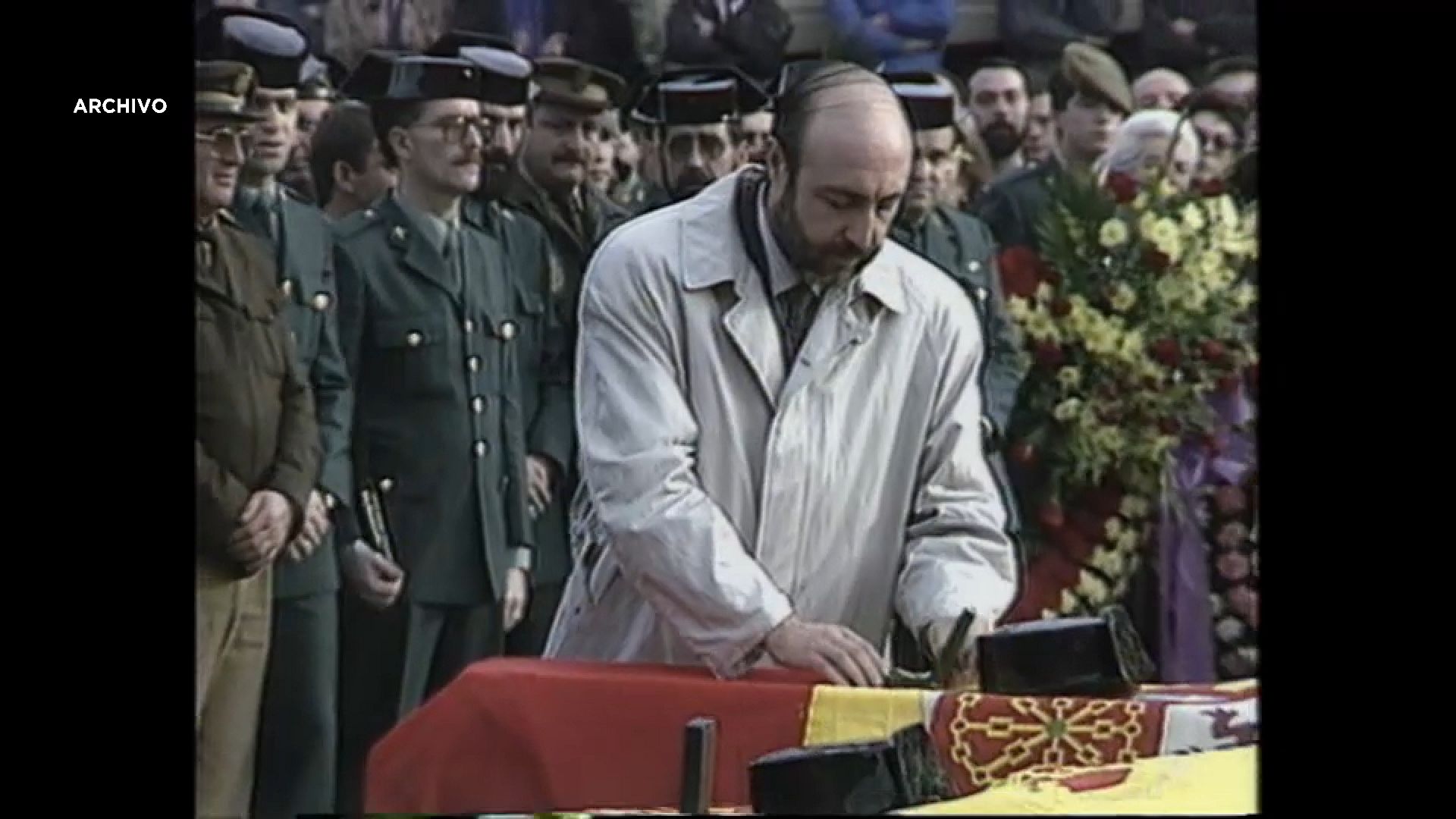 Luis Roldán, primer director general de la Guardia Civil, muere a los ...