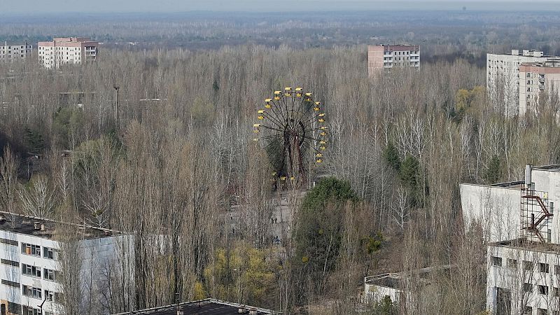 Chernobyl: Radioactive air pollution released by massive forest fires ...