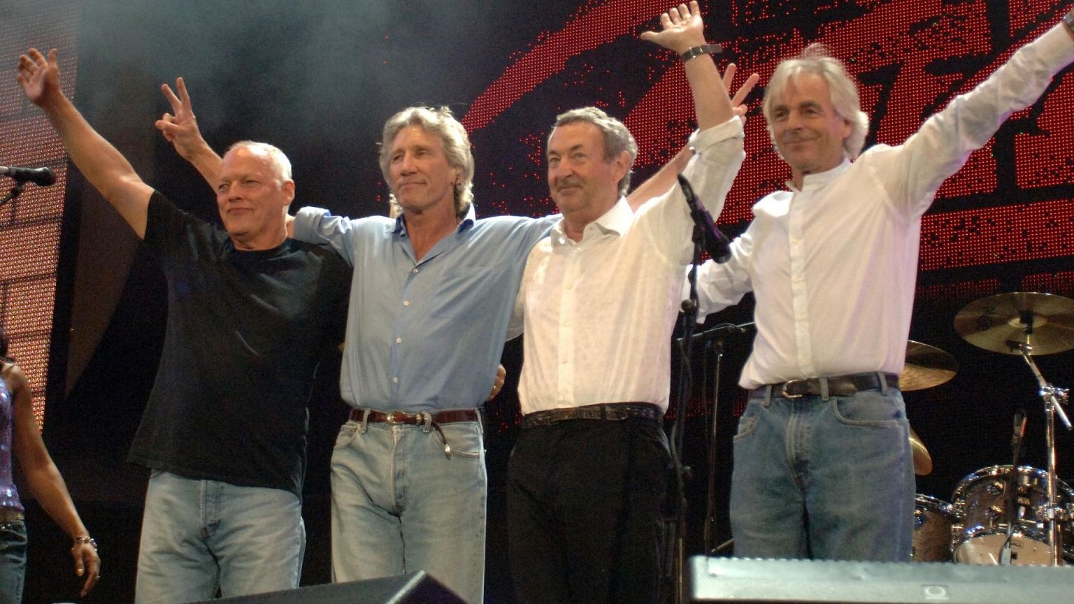 Pink Floyd reunite to release new song 'Hey Hey, Rise Up’ for Ukraine ...
