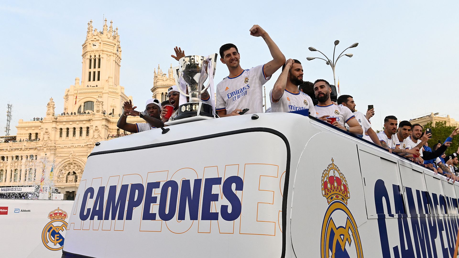 Video. Real Madrid celebrate 35th Spanish La Liga title | Euronews