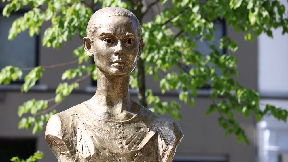 Brussels honours Breakfast at Tiffany's star Audrey Hepburn with garden ...