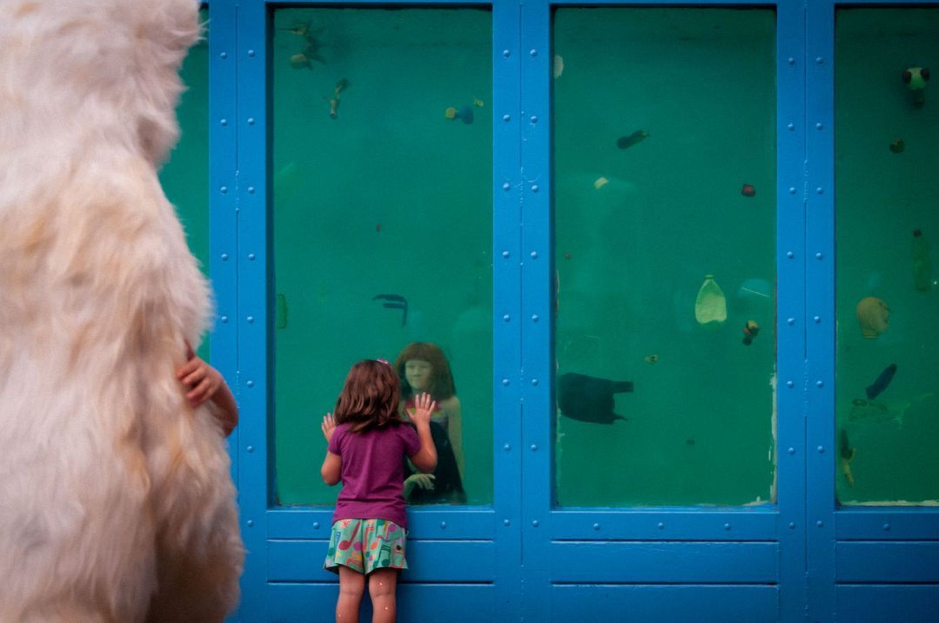 These art installations reveal the sad truth about keeping animals in ...