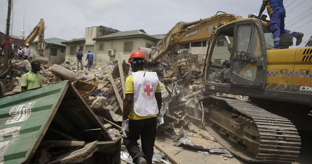 New Lagos building collapse kills at least 4 | Africanews