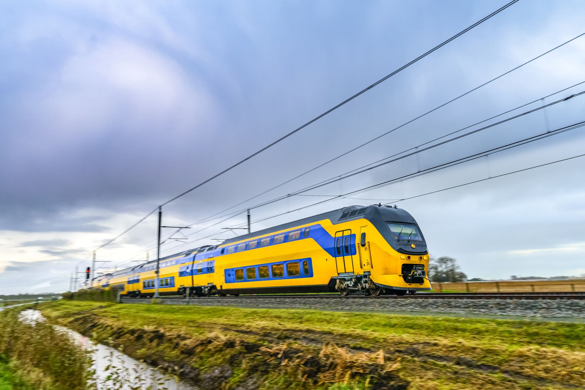Europe’s high-speed railways: Italy launches new trains between Rome ...