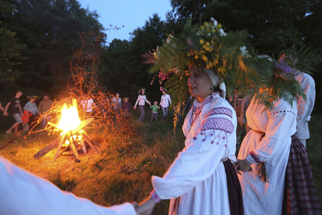 In pictures: What is summer solstice and how is it celebrated around ...