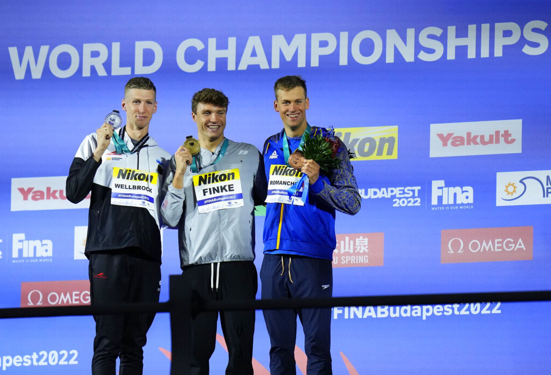 Ukraine swimmer wins World Champs medal while his dad fights Russians ...