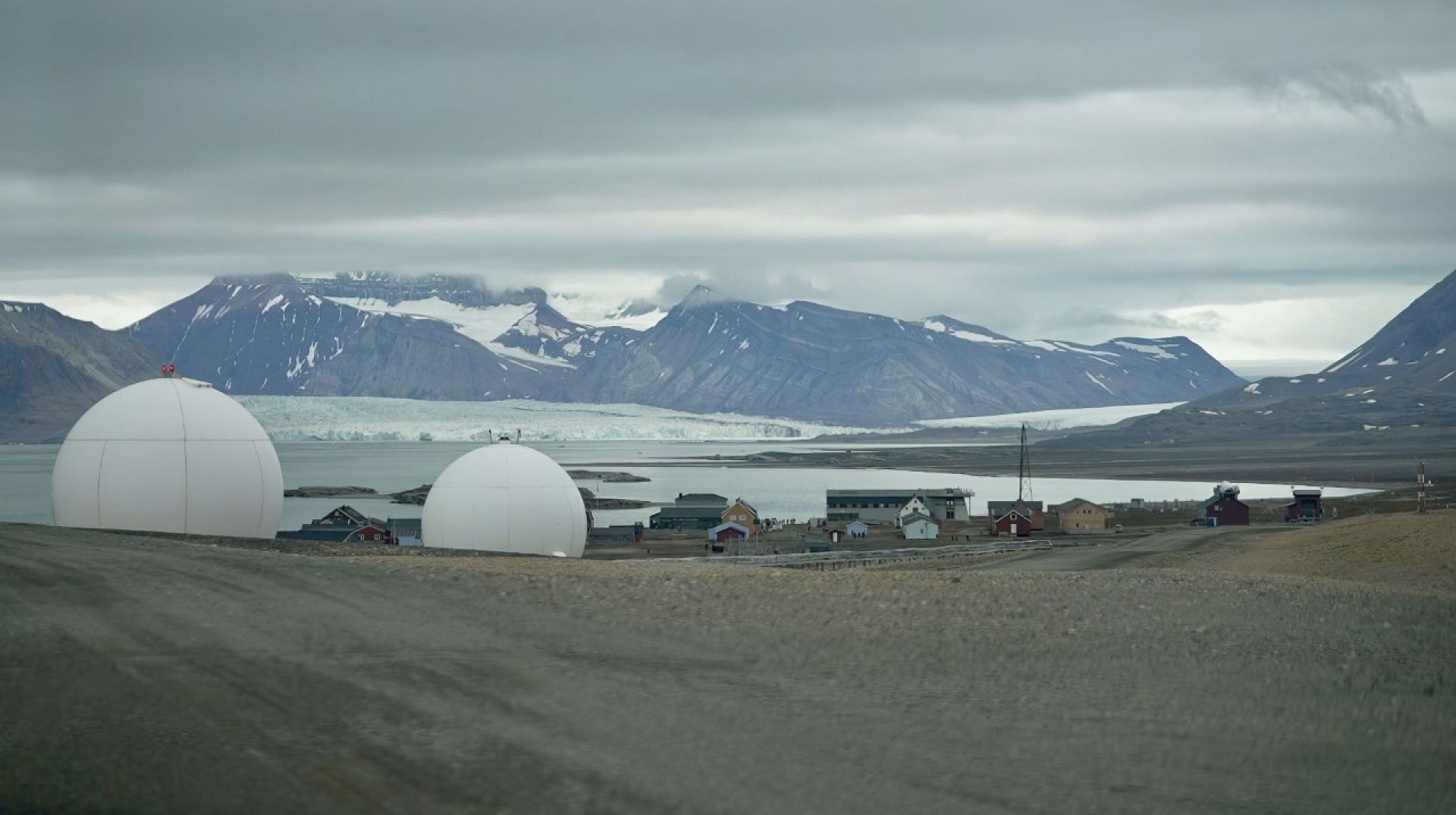 Meet the scientists trying to find out why the Arctic is warming faster ...