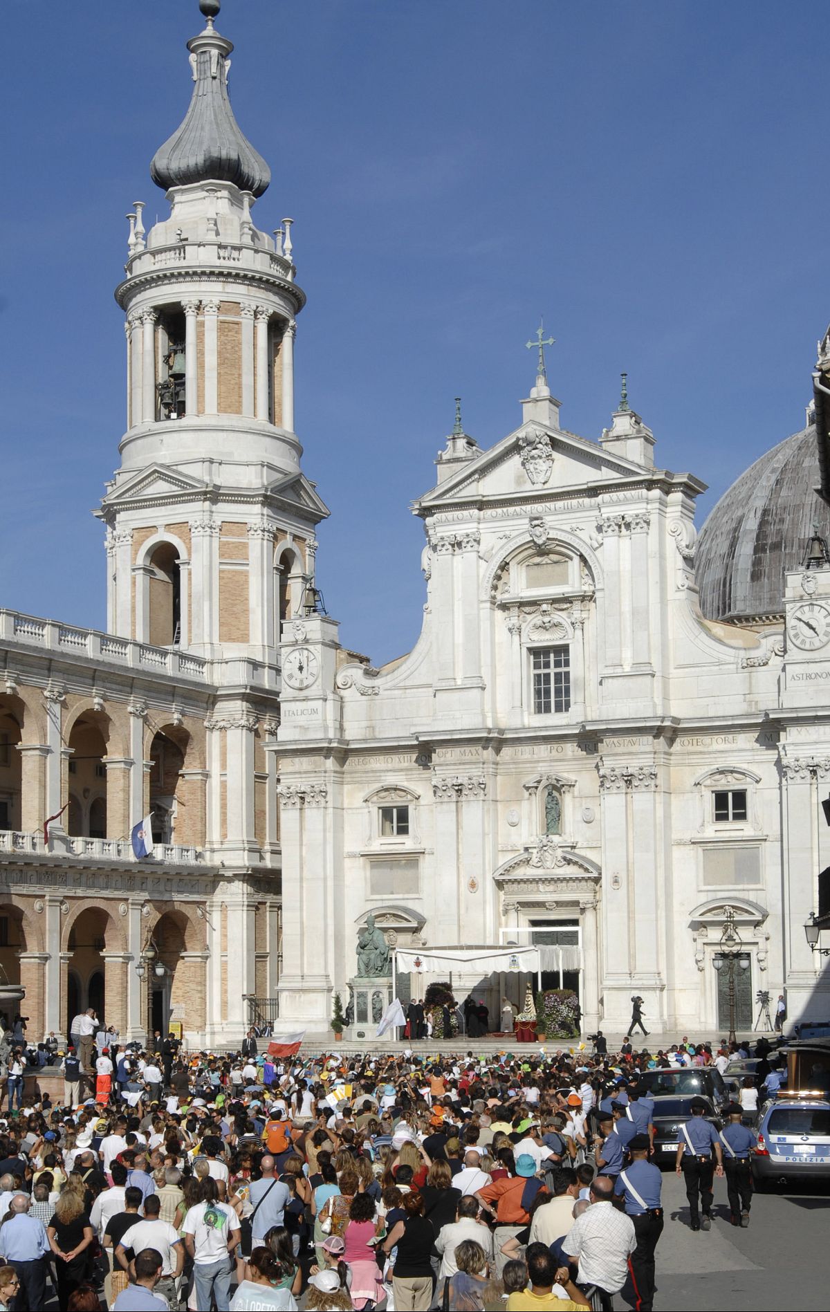 Un concert classique à Lorette en Italie pour célébrer l'amitié et la ...