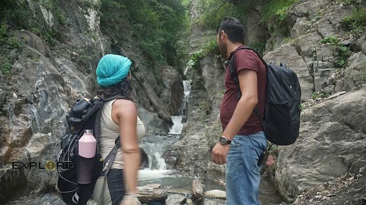 A natureza selvagem em Gabala, nas montanhas do Cáucaso, no Azerbaijão ...