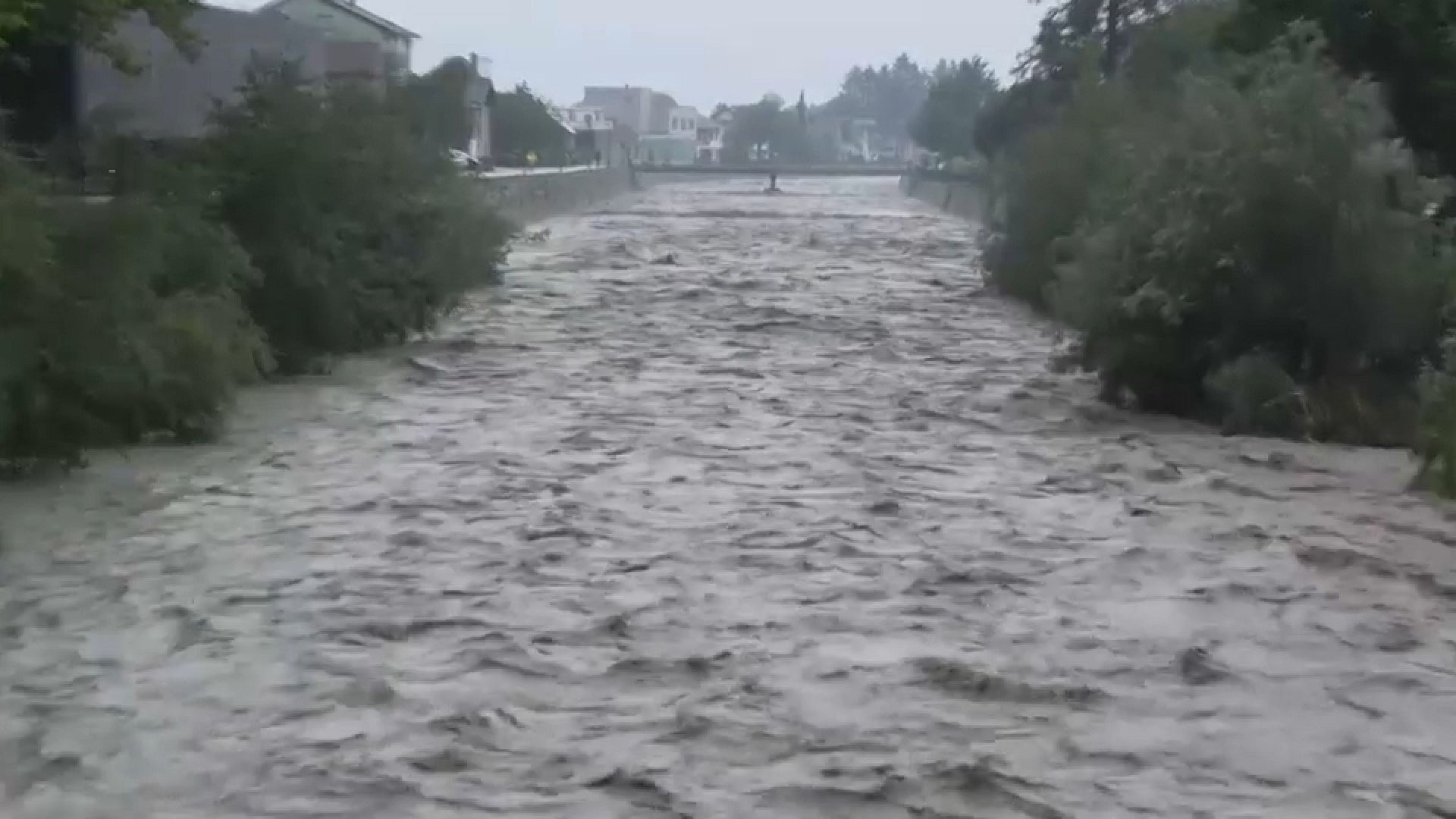 Autriche : après les inondations, l'heure est au nettoyage | Euronews