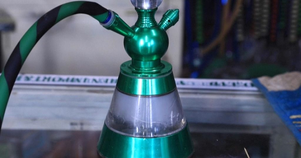 Hubble-bubble trouble as Shisha ban leaves Malians divided | Africanews