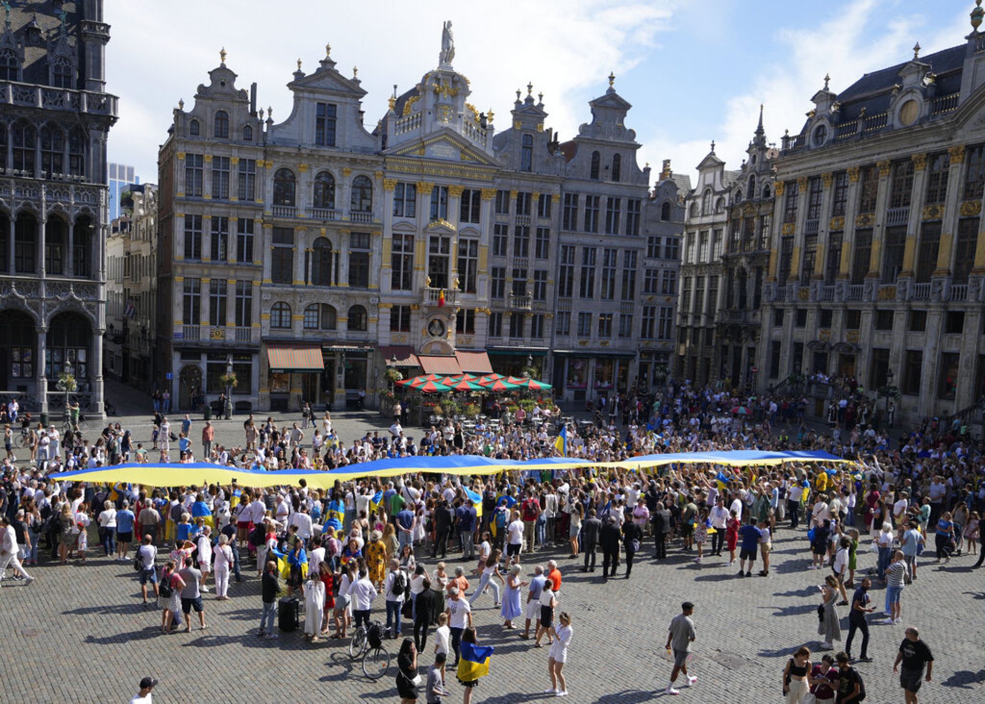 In pictures: Europe celebrates Ukraine Independence Day | Euronews