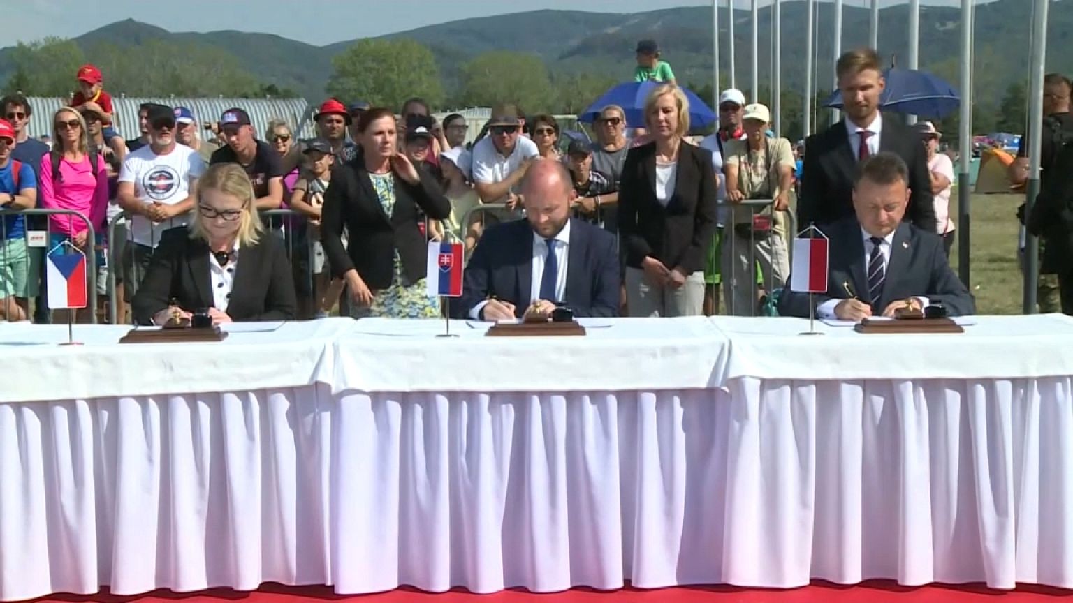 Poland and Czech to protect Slovak airspace as ageing MiGs are retired ...