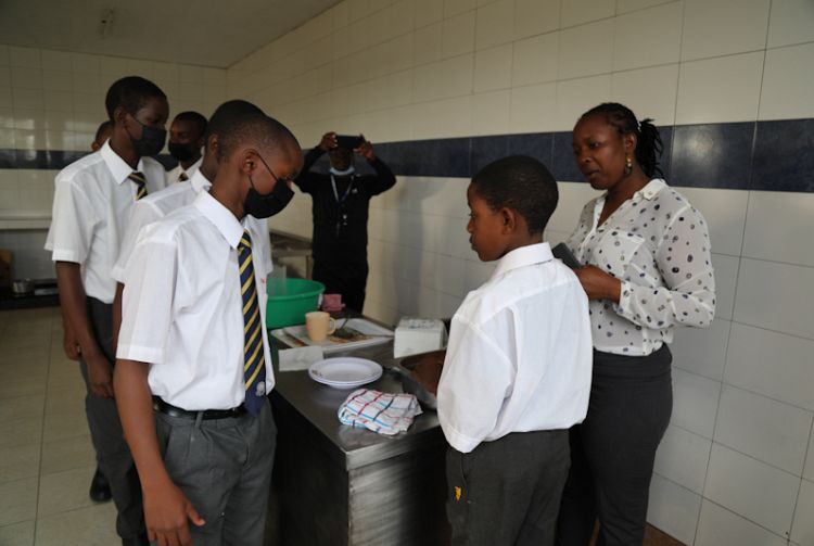 Meet the child chef cooking up a storm in Kenya | Euronews