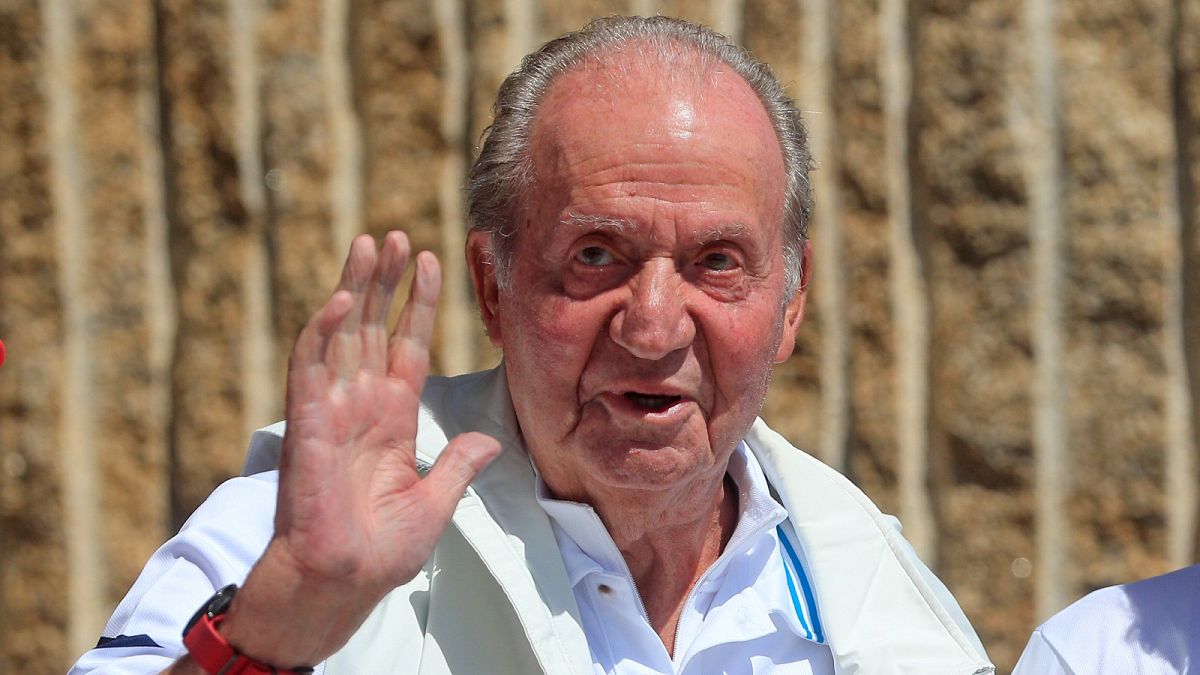 Will Spain's commoner queen help to save the monarchy? | Euronews