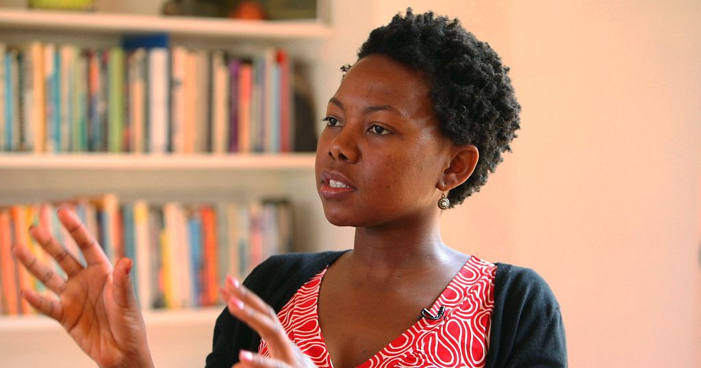 Zimbabwe's NoViolet Bulawayo shortlisted for The Booker Prize | Africanews