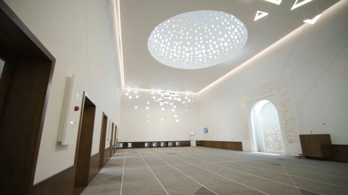 Innovative and ambitious: the breathtaking modern architecture of Dubai ...