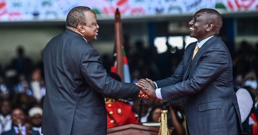 William Ruto takes oath of office amid stadium crush | Africanews