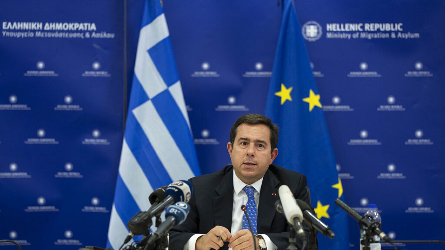 Νότης Μηταράκης: Η ιστορία με τους μετανάστες στον Έβρο είχε στόχο να ...