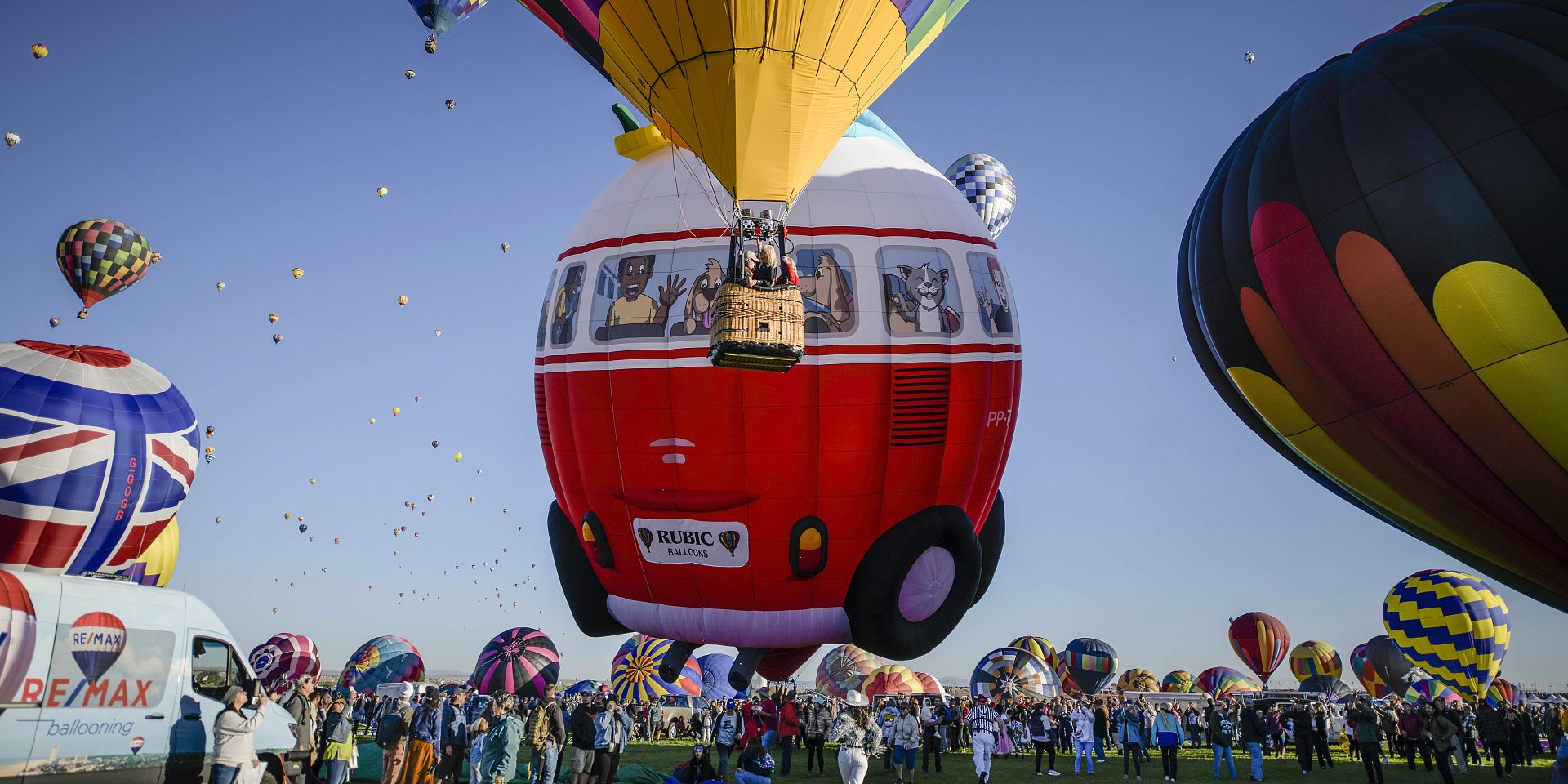 In pictures: This US hot air balloon fiesta attracts thousands of ...
