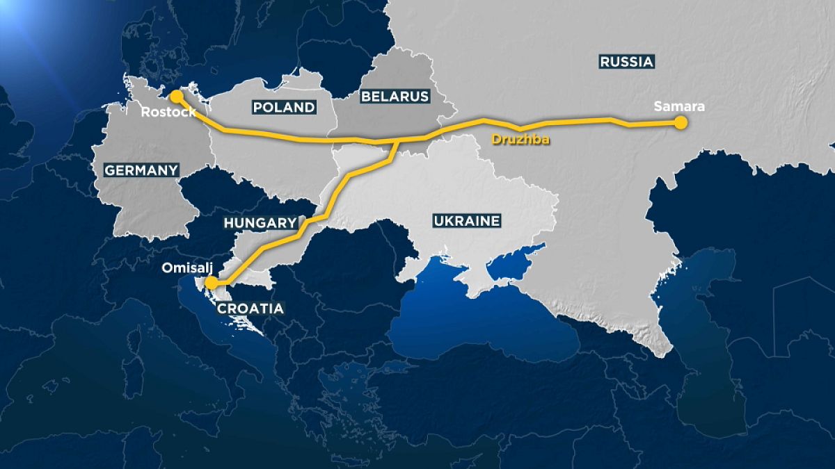 Pologne : sabotage ou accident ? La fuite de pétrole sur l'oléoduc ...
