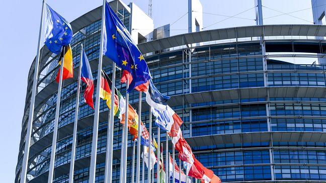 Dupla sede do Parlamento Europeu dificulta poupança energética | Euronews