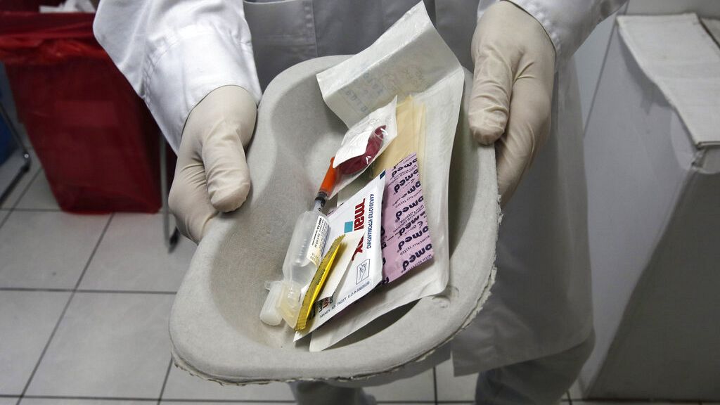 Zimbabwe is first African country to approve injectable HIV prevention ...