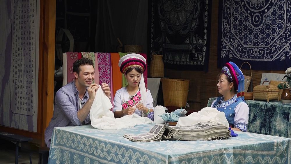 How the colours of nature inspire the cloth makers of Scotland and China | Euronews