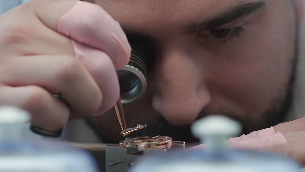 VIDEO : Grand Prix d'Horlogerie de Genève: The oscars of watchmaking ...