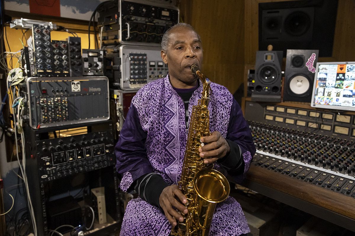 "Music as a weapon": Paris honours Afrobeat pioneer Fela Kuti in ...