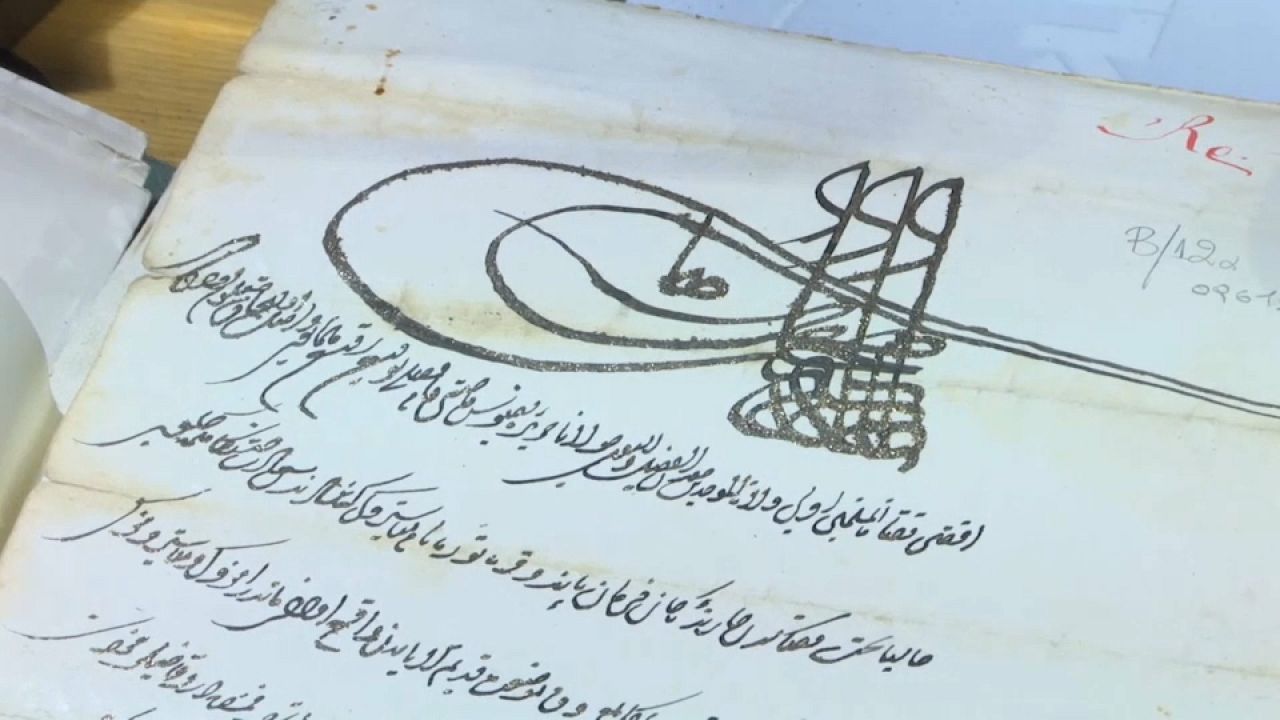 Au Mont Athos, des manuscrits ottomans rares, qui révèlent des choses ...
