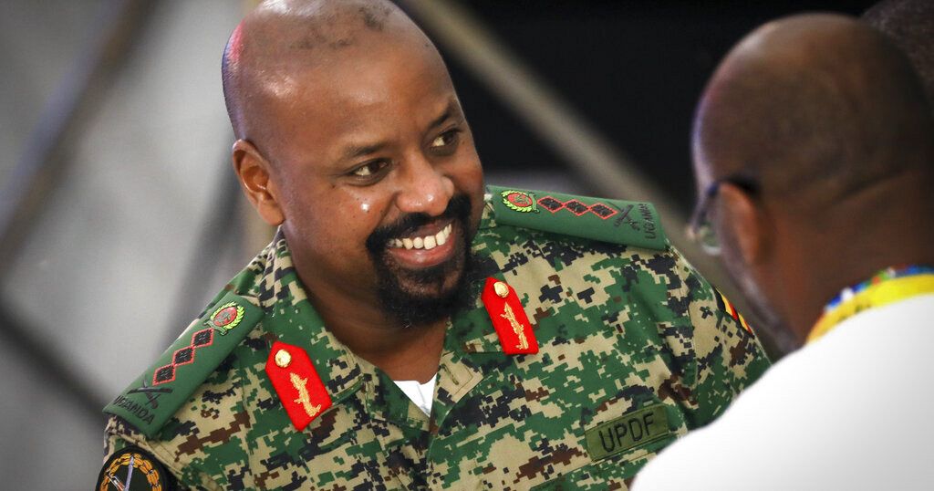 Uganda: Museveni's son says he will "definitely" be president | Africanews