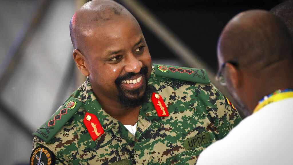 Uganda: Museveni's son says he will "definitely" be president | Africanews