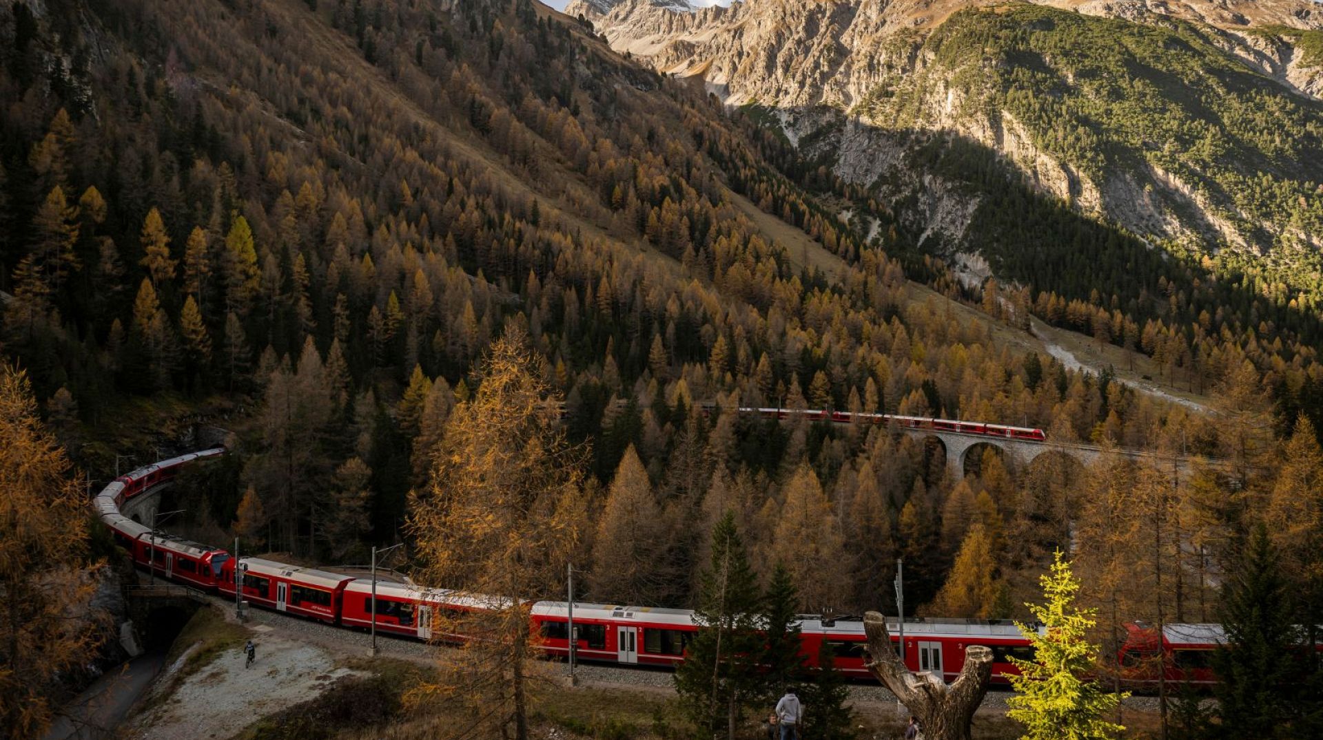 4,550 seats and 7 drivers: Switzerland smashes record for the longest ...