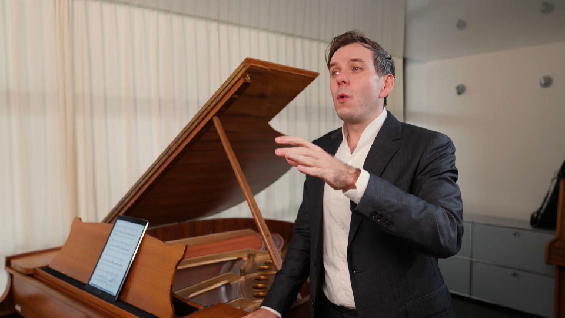 La voix magique des ténors expliquée par Juan Diego Flórez et Benjamin ...