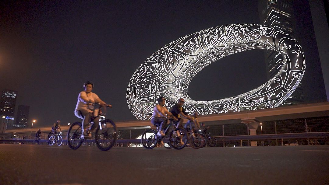 Video. Dubai Ride turns the city's biggest roads into a giant cycle ...