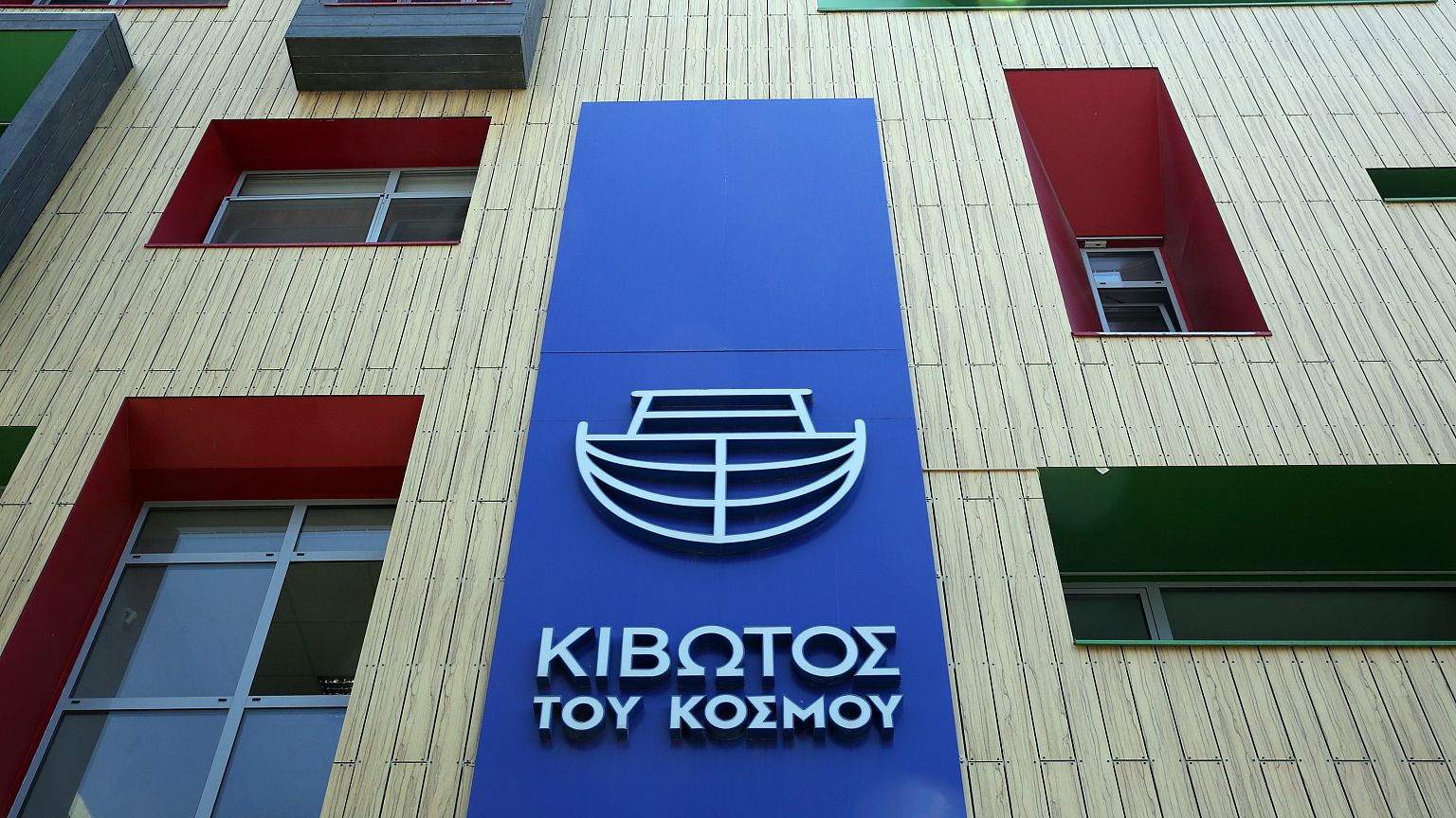 Κιβωτός του κόσμου: Παραπομπή του πατέρα Αντώνιου για κακούργημα ...