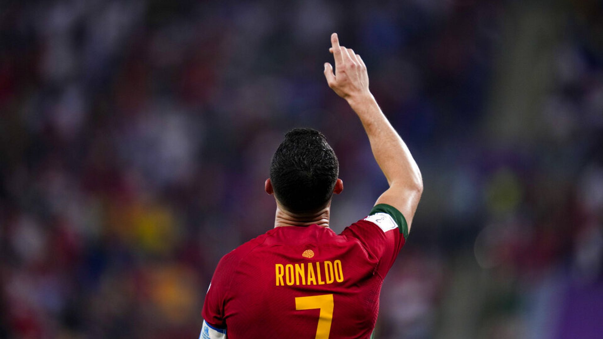 Mondial 2022 : Cristiano Ronaldo 1er joueur à marquer lors de cinq ...