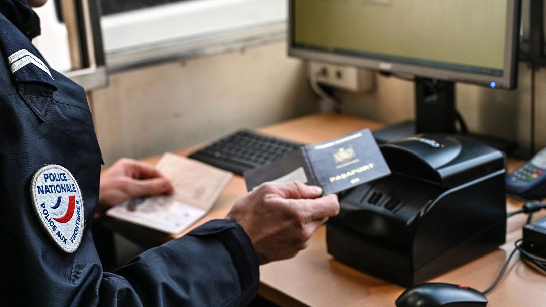 Long queues and scams: Will the new EU entry system cause border chaos ...
