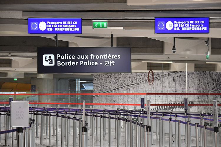 Long queues and scams: Will the new EU entry system cause border chaos ...
