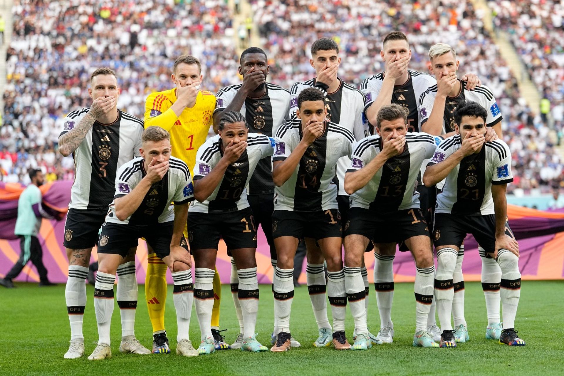 World Cup Sunday: Morocco stun Belgium 2-0, Croatia win 4-1, Germany ...